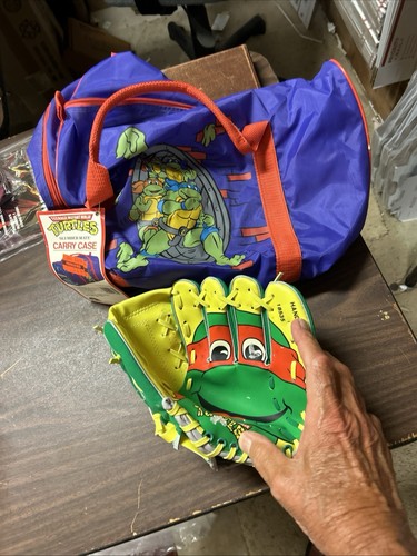 Vintage TMNT Raphael RHT Youth Baseball Glove and Slumber Mate Carry ...