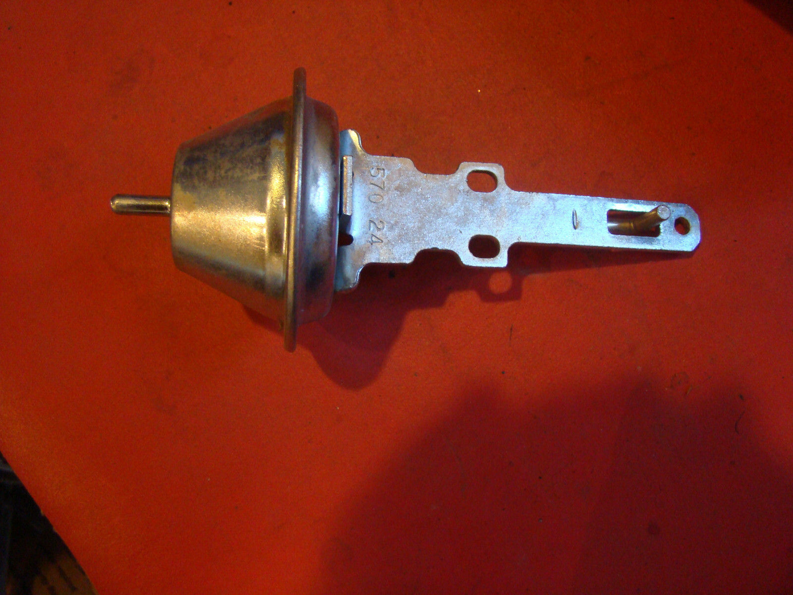 NOS DELCO GM OEM 1976 76 Buick 455 Distributor Vacuum Advance 1973570 D ...