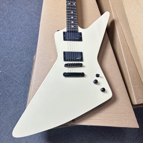 White Explorer electric guitar with black hardware 2H pickups mahogany ...