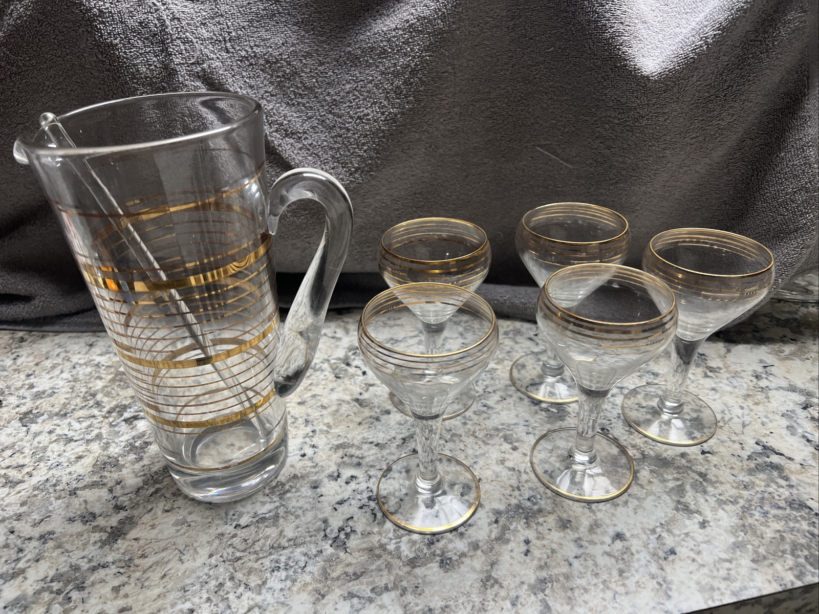 Rare Vintage Culver Cocktail pitcher with 22K Gold Stripes With 5 ...