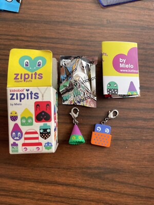 Kidrobot Zipits 2 Pack | eBay
