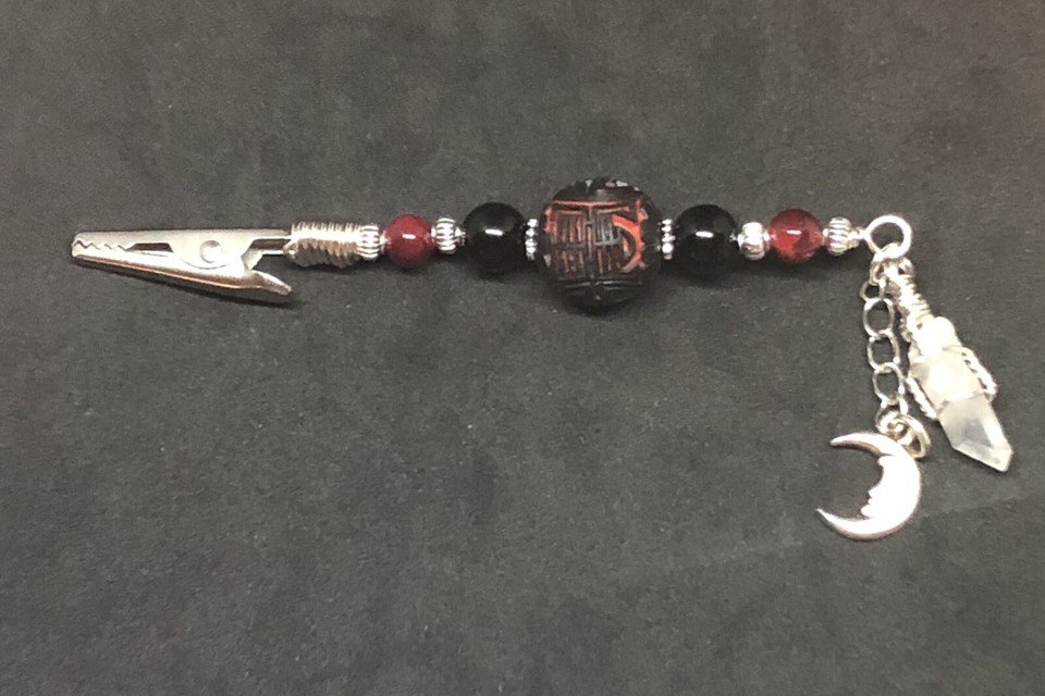 Cinnabar, Onyx & Coral Roach Clip, Crystal Roach Wand w/ Moon | eBay