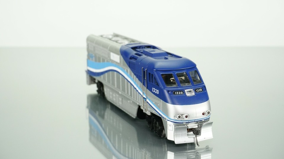 Athearn RTR F59PHI AMT HO scale | eBay