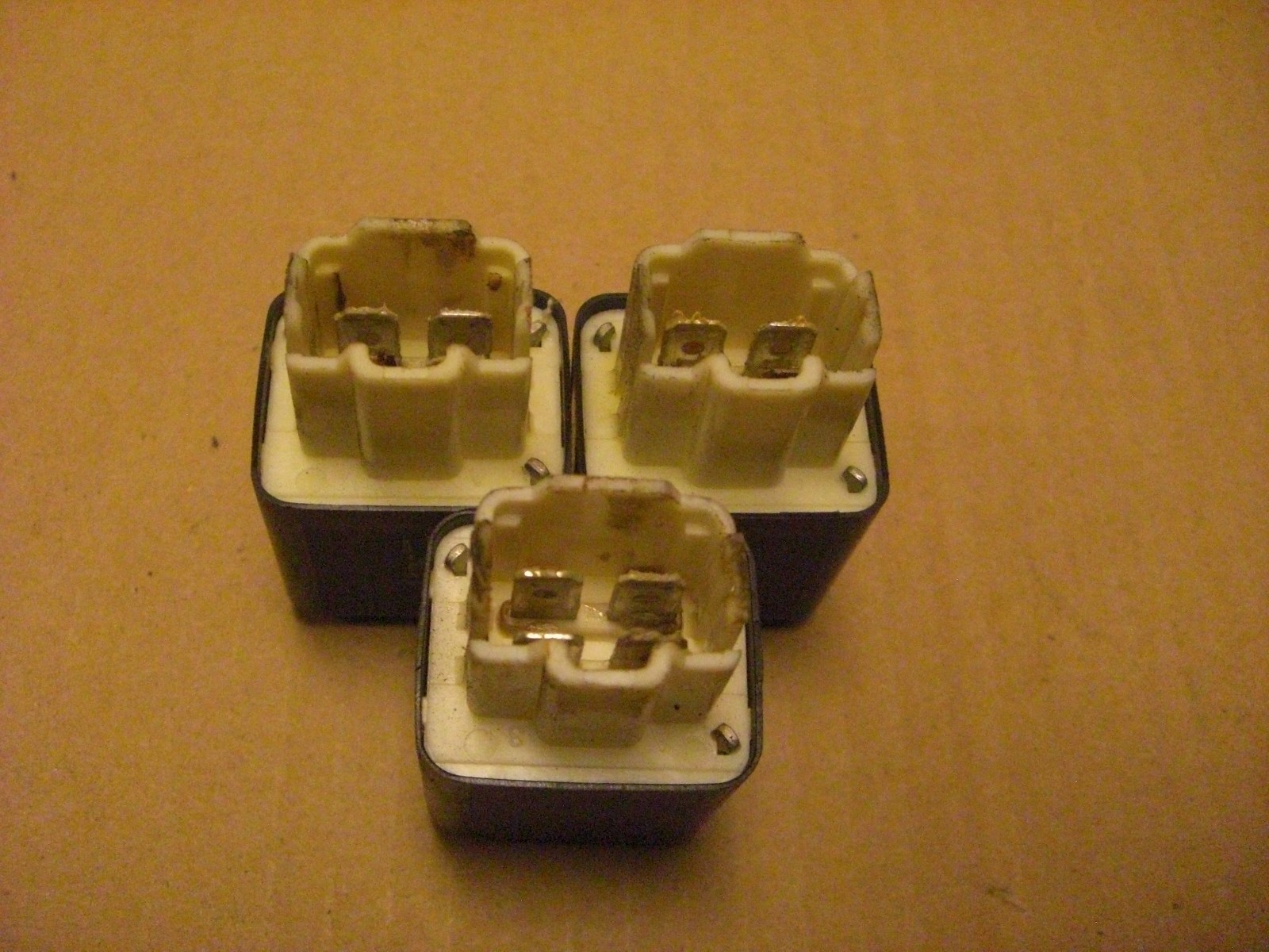 Toyota Lexus DENSO Dimmer Relay 85926-30020 Black 12v 230w for sale ...