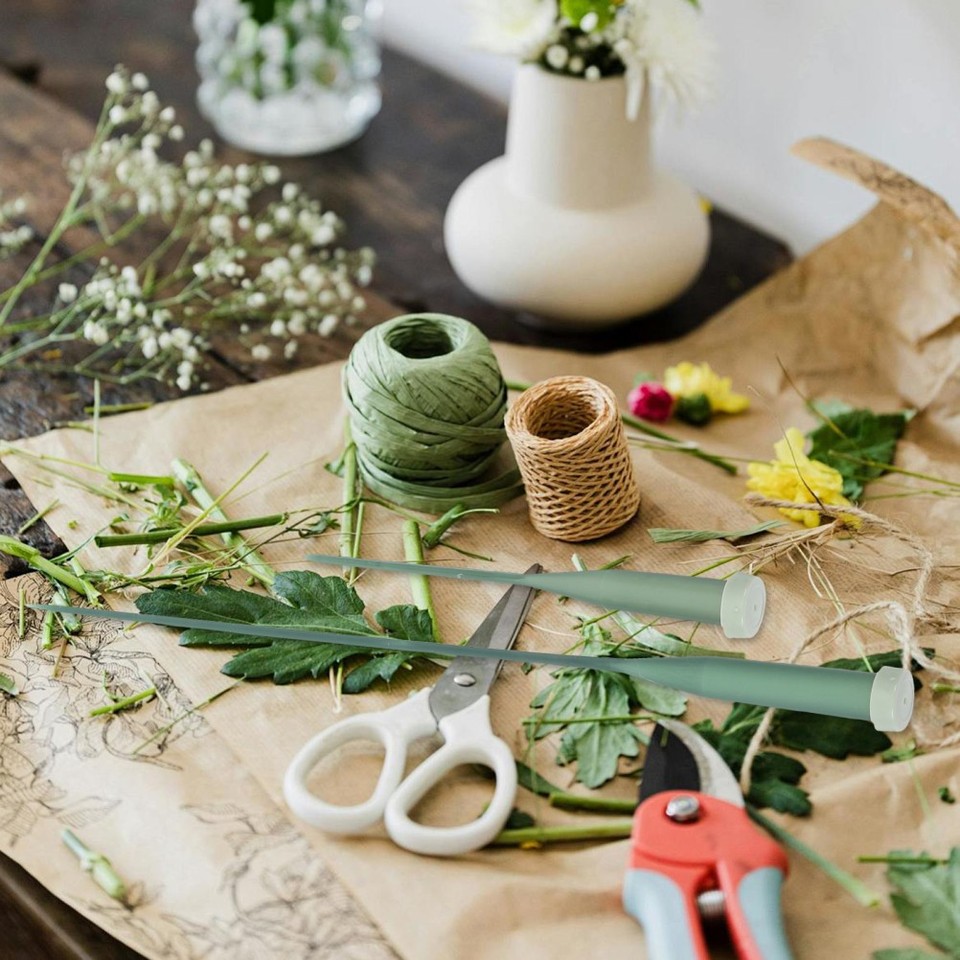 50pcs Plastic Floral Water Tubes With Cap Fresh Flower Vials For Roses ...