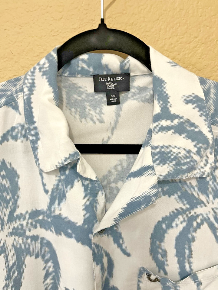 True Religion Hawaiian Shirt Mens Small Blue White Palm Tree Short ...