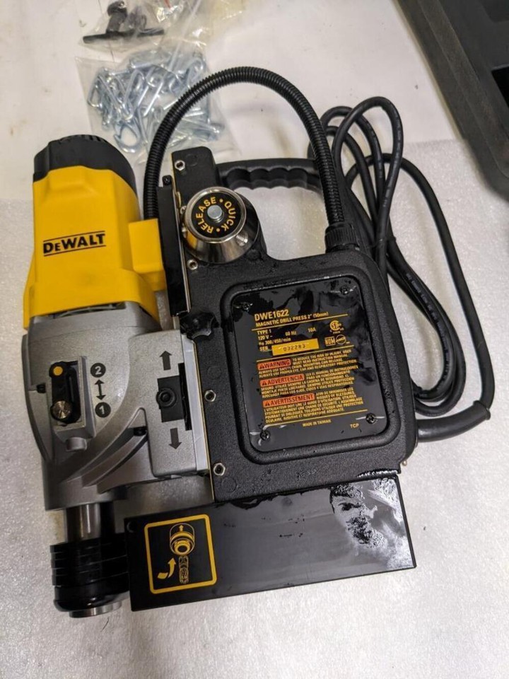 DEWALT DWE1622K MAGNETIC DRILL PRESS VAR SPEED 300-450RPM ELECTRO ...