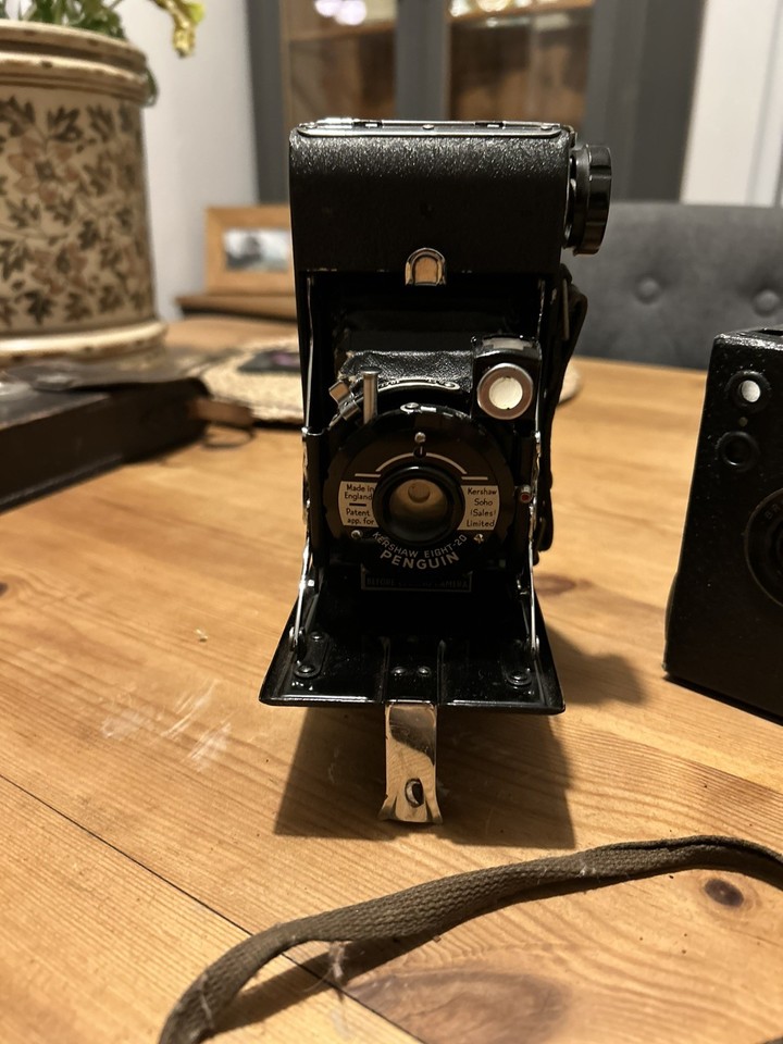 Job Lot Of Vintage Cameras. Look To Be In Good Condition But Untested ...