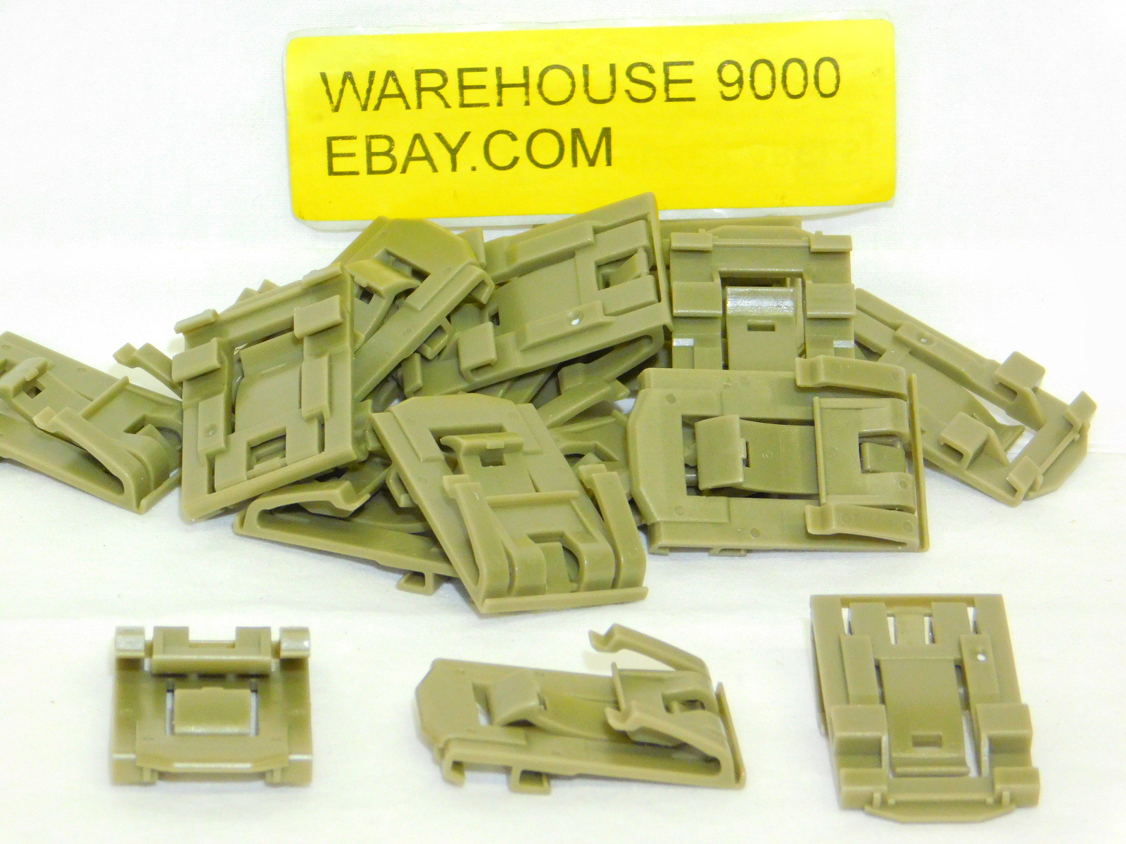 15 Belt Molding Clips GM Full Size Trucks & SUV Auveco 22228 OEM ...