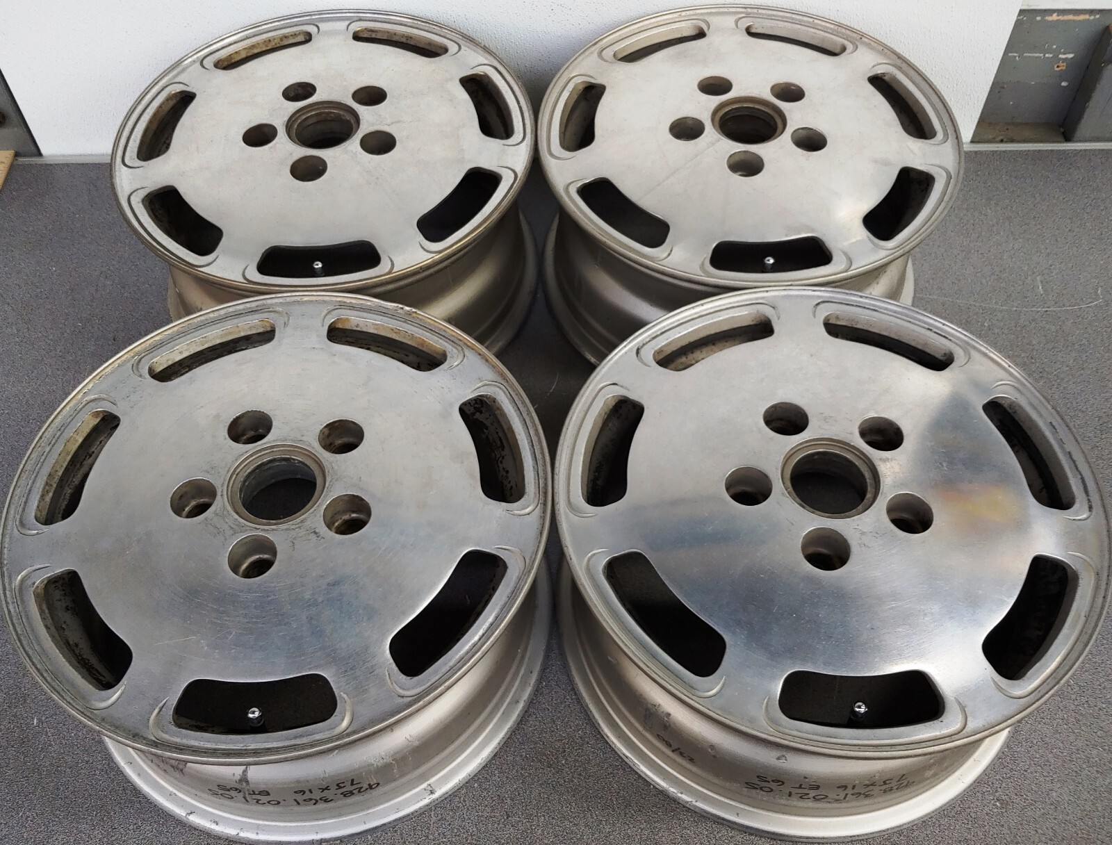 NICE SET OF 4 USED ORIGINAL GENUINE PORSCHE 928 7JX16 ET65 5X130 ...