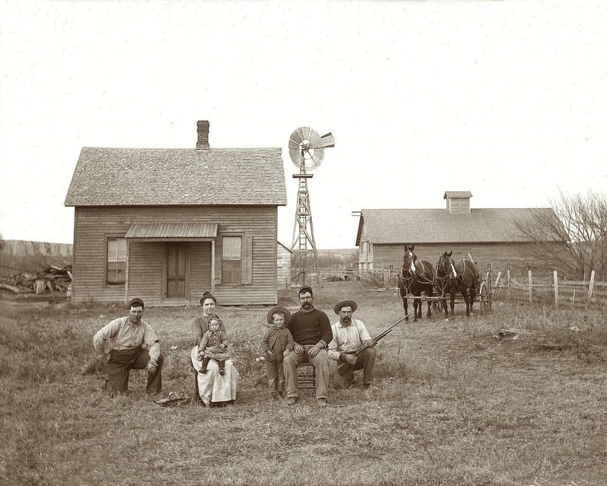 Nebraska Farm Family Antique Photo.. Old Farm,Settlers Nebraska Circa