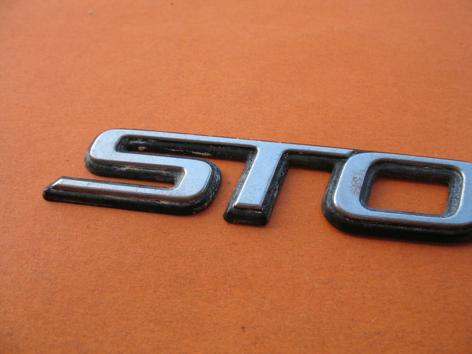 GEO PRIZM METRO STORM REAR SIDE EMBLEM LOGO BADGE SIGN SYMBOL OEM USED ...