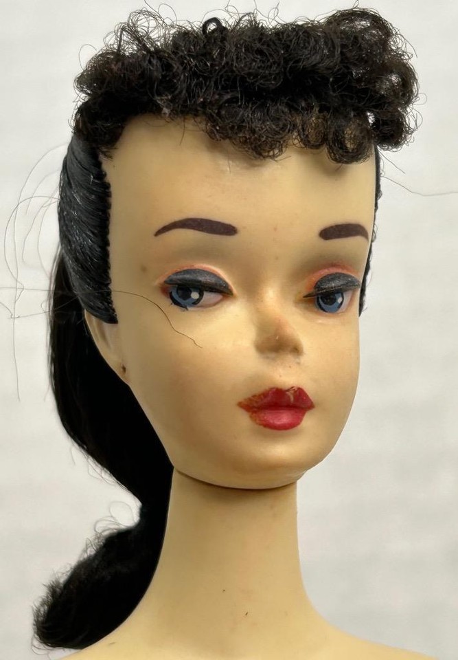 VINTAGE BRUNETTE BARBIE #3 DOLL in VINTAGE ENCHANGED EVENING #983 MINTY ...