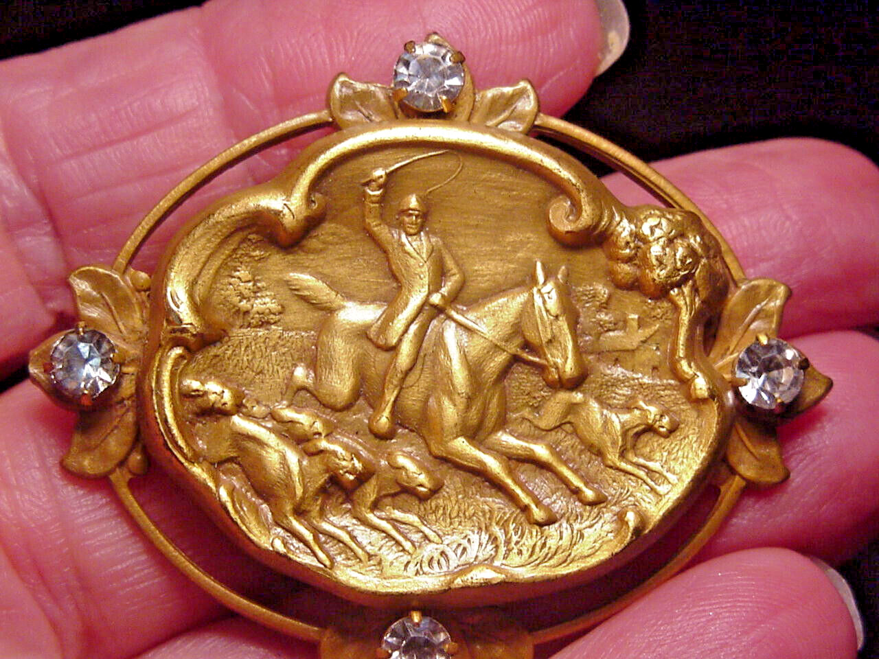 Sadie Green Antique Revival Hunting Scene Brooch Hors… - Gem
