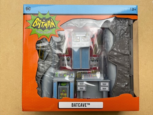 DC Retro Batman 66 BATCAVE Playset Target Exclusive McFarlane Toys 6 ...