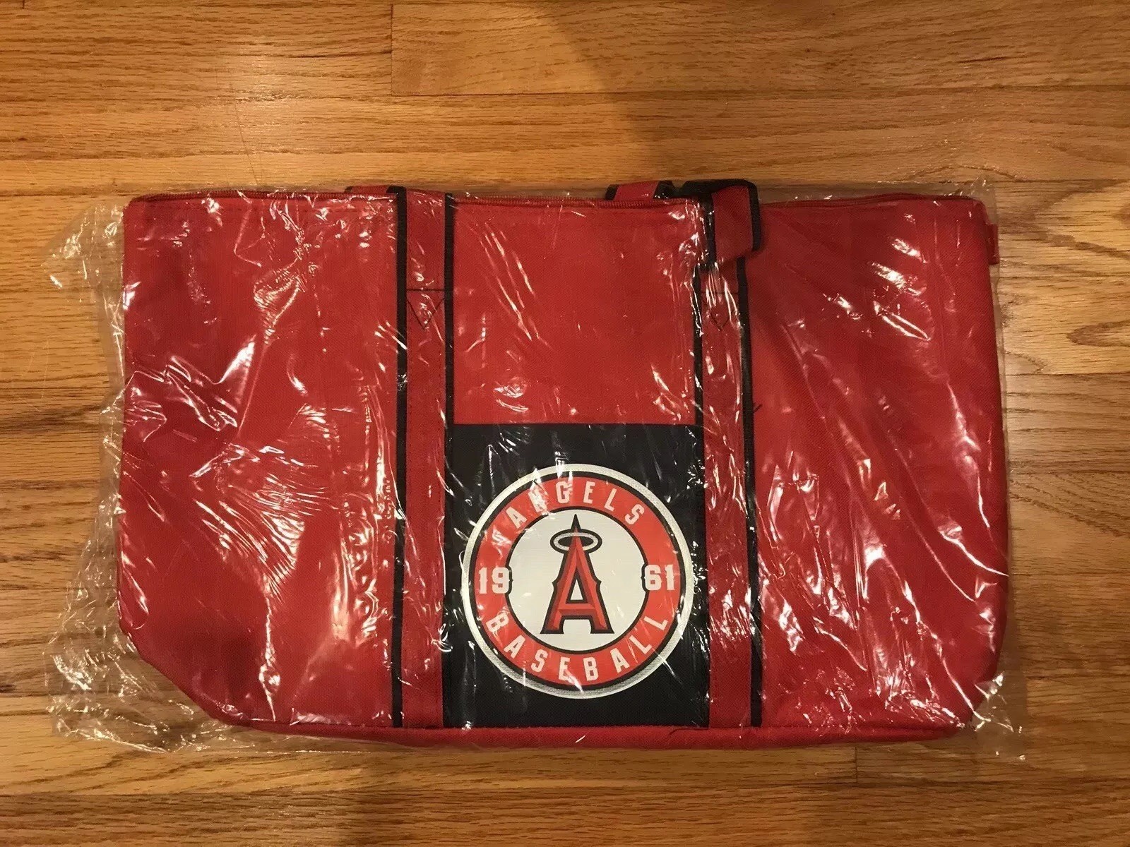 Los Angeles Angels Cooler Bag SGA 6/1/18 Sponsored By Yakult New! | eBay