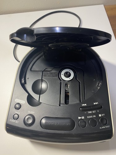 Sony Dream Machine FM/AM Radio CD Player Dual Alarm Clock ICF-CD815 | eBay