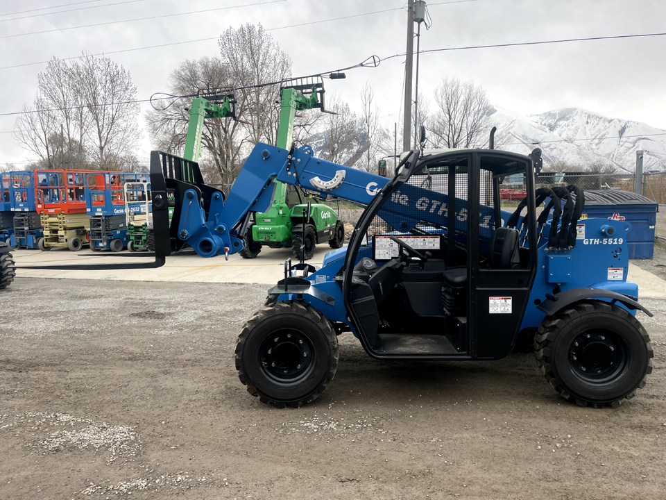 2025 New! Genie -In Stock- GTH5519 5500 LB Telehandler | eBay
