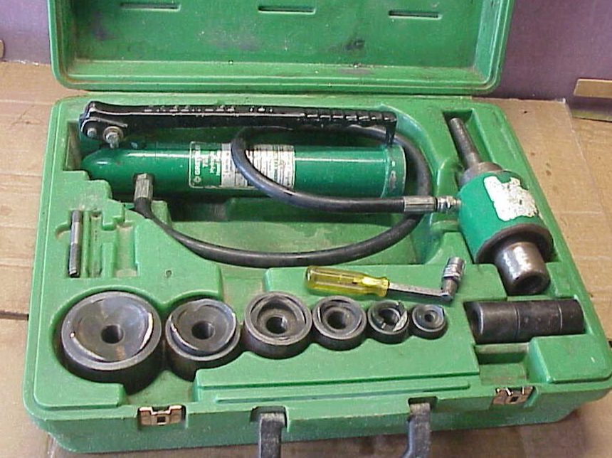 GREENLEE 7306 1/2" - 2" Slug Buster Knockout Punch and Hydraulic Driver ...