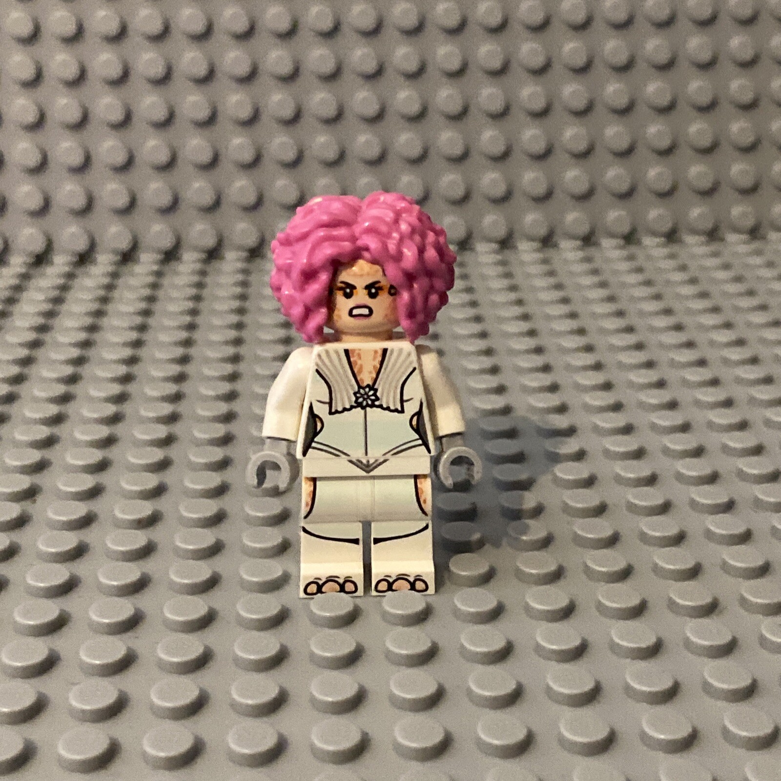 Lego Star Wars Theelin Dancer Minifigure 75326 SW1194 | eBay
