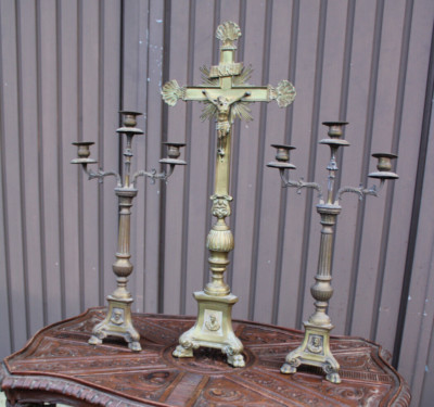 Crucifixes & Crosses - Altar Set