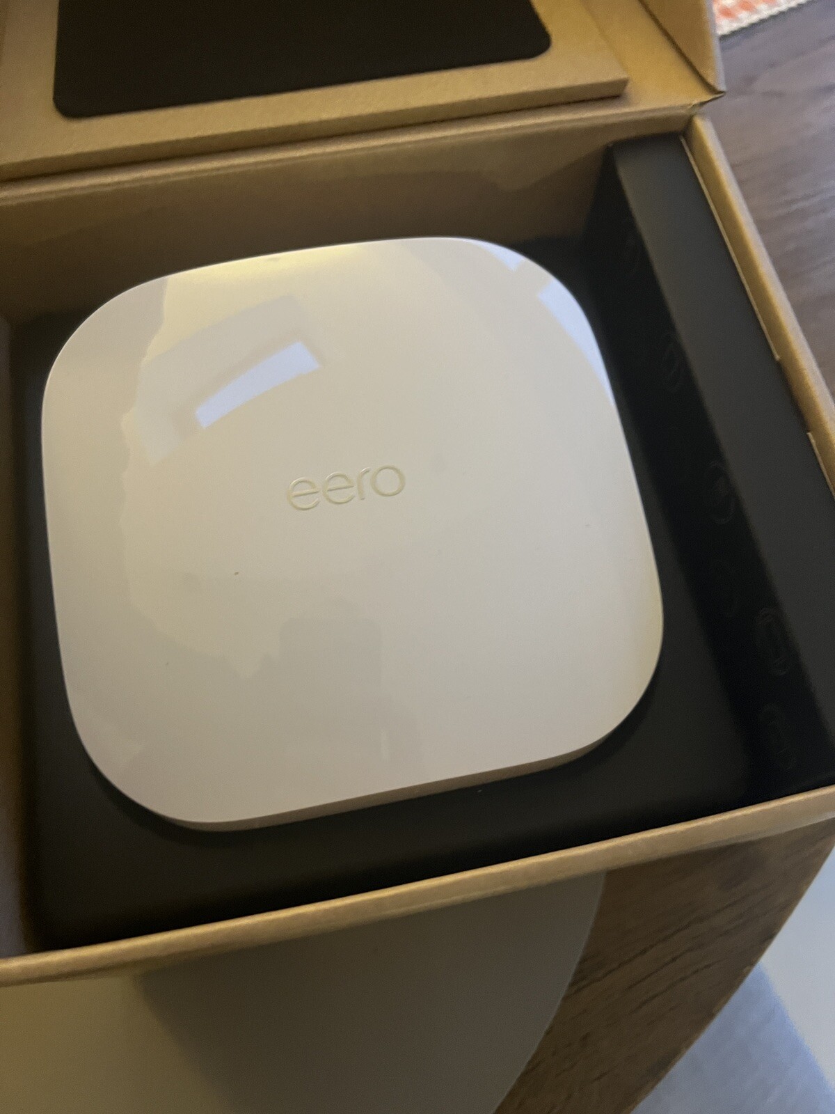 eero Pro 6 Tri-Band mesh Wi-Fi router - | Grelly UK