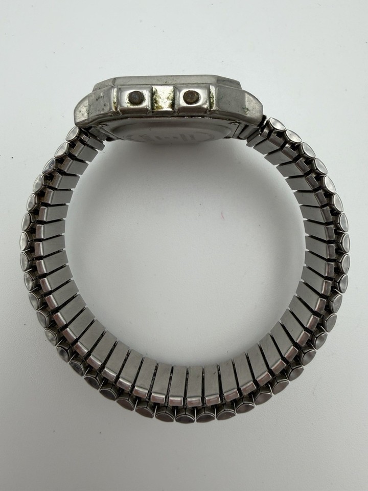 Illumination Sharp Digital Watch Stopwatch Vintage Expandable Metal ...