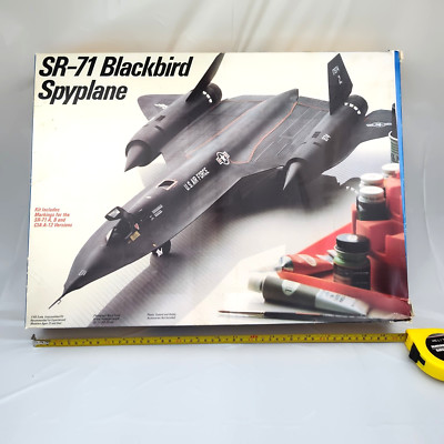 Testors SR-71 Blackbird Spyplane Jet 1:48 Scale Model 584 SR-71A, B and ...