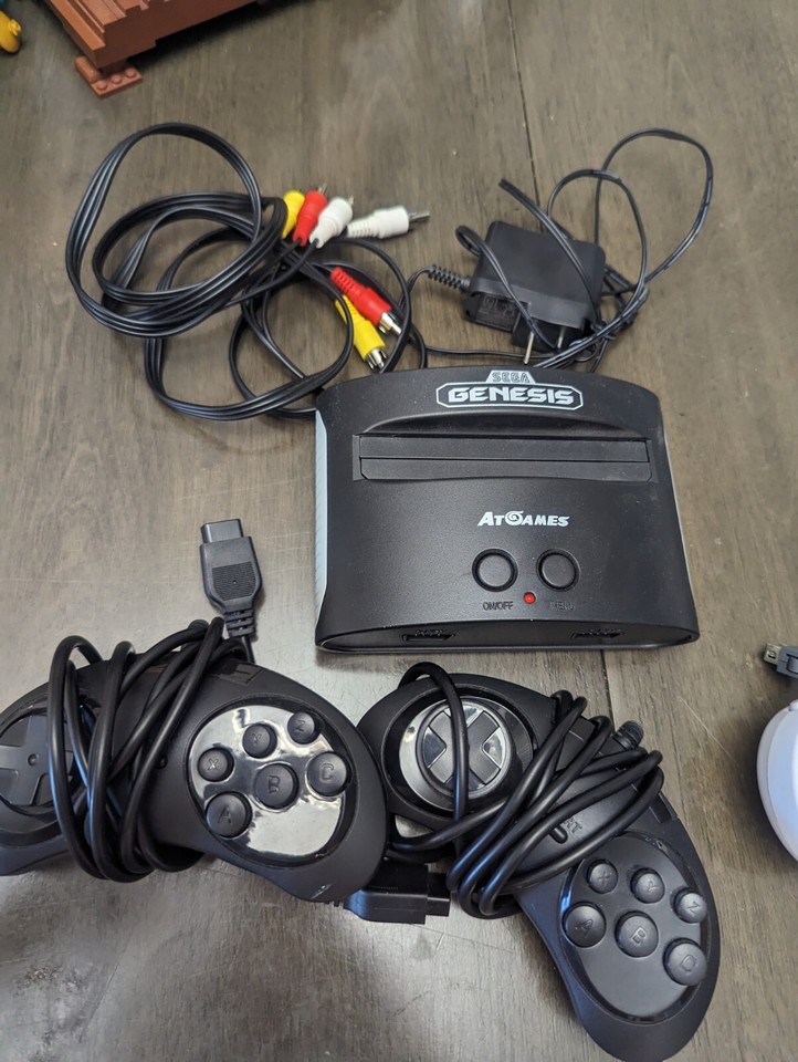 SEGA Genesis Classic Black Game Console with 81 Preloaded Games and ...
