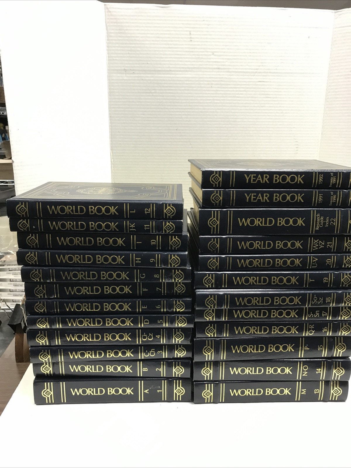 World Book Encyclopedia Complete set of 22 books 1990 ed Very Good +2 ...