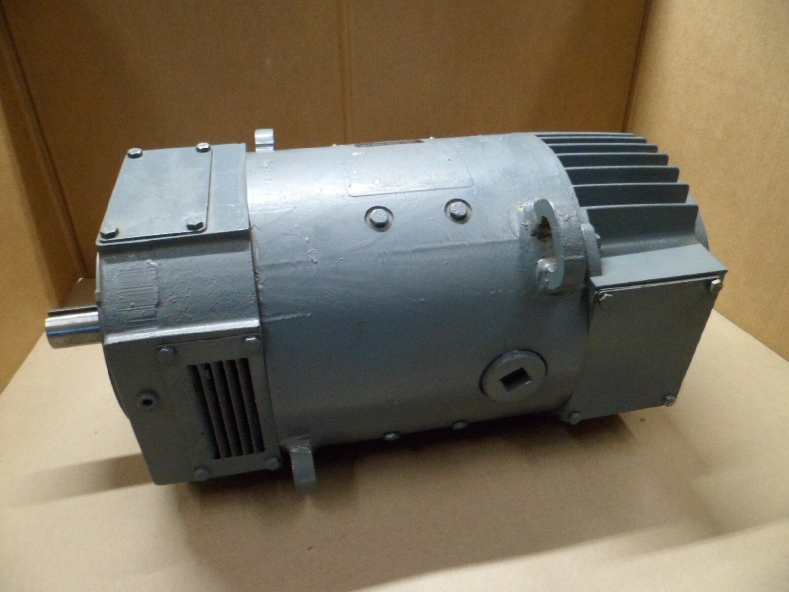 GENERAL ELECTRIC KINAMATIC CD258ATC DIRECT CURRENT MOTOR 240V 3PH 1150/ ...