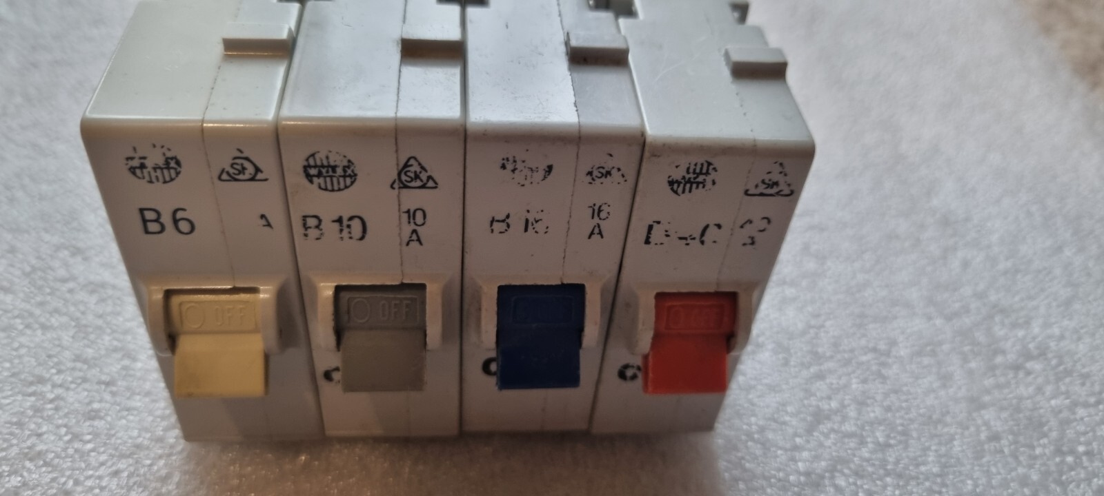 WYLEX B6 B10 B16 B20 B32 B40 PLUG IN MCB'S WITH OR WITHOUT BASES BS3871 ...
