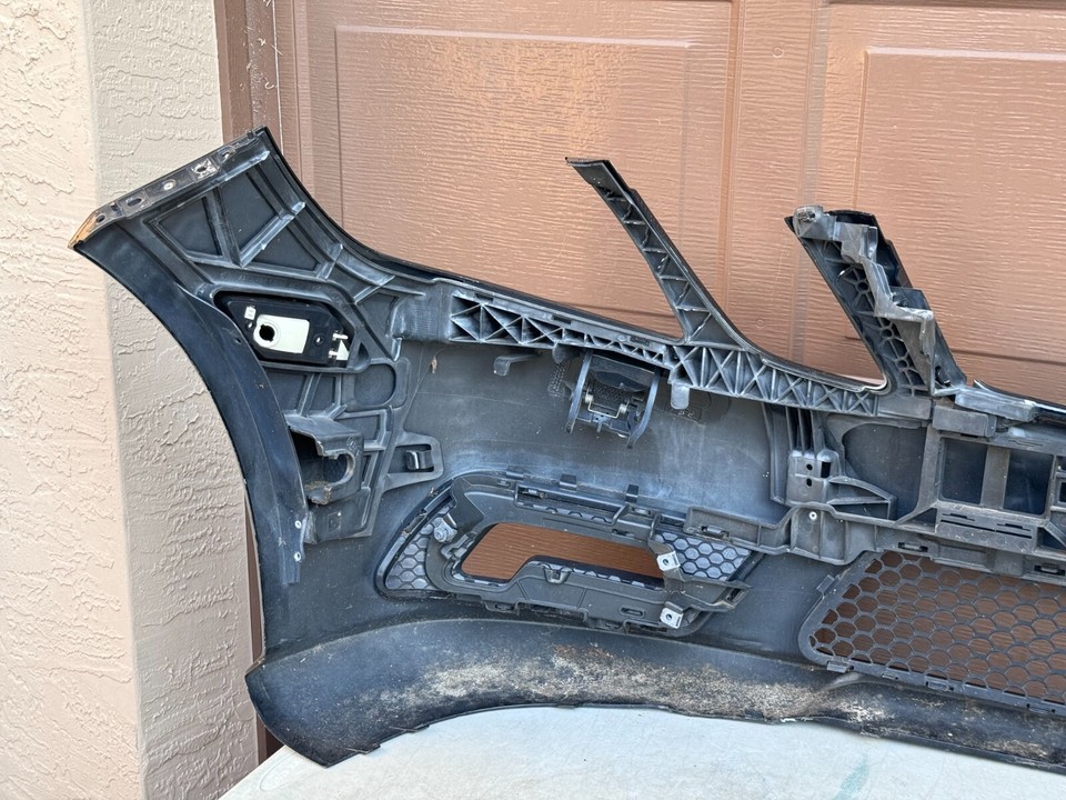 2010-2013 Mercedes Benz E Class E350 W212 Front Bumper OEM AMG ...