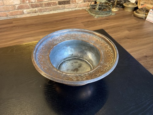 Antique Handcrafted Middle Eastern Copper Peekdaan Spittoon Large ...
