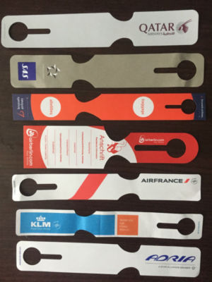 Random assortment of 50 Airline Bag Luggage Tags Paper tags Delta TUI ...