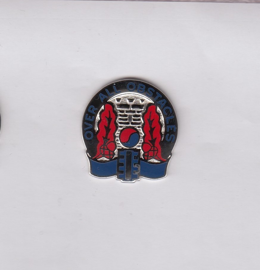 US Army 565th Engineer Battalion DUI crest c/b clutchback badge V-21 | eBay