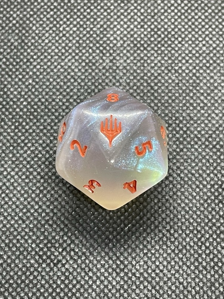 Oversized Spindown D20 Die - MTG Avatar: The Last Airbender Dice Life ...
