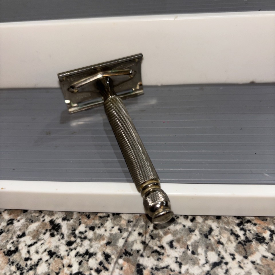 Vintage Gillette Silver Metal Stainless Steel Safety Razor Ball End | eBay