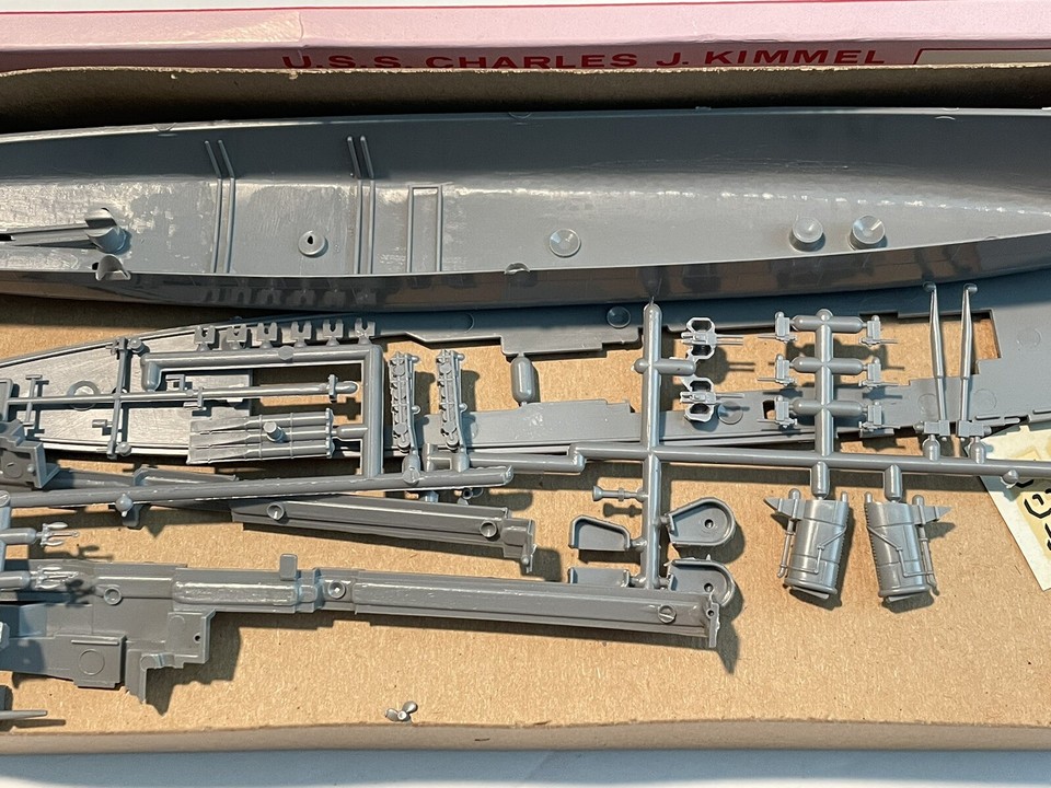 Lindberg USS Charles Kimmel Destroyer Escort Model Kit No. 793 New In ...