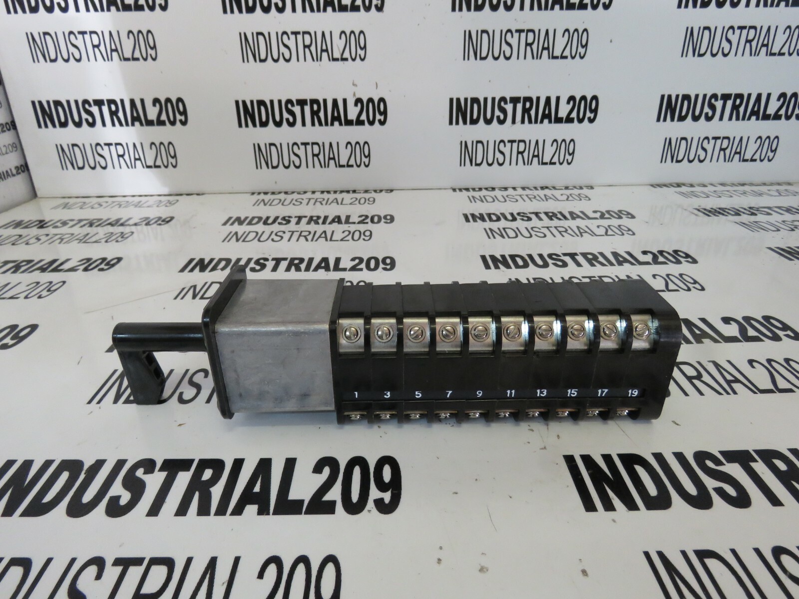 GENERAL ELECTRIC SWITCH TYPE SBM SWITCH 105P1076 NEW IN BOX | eBay