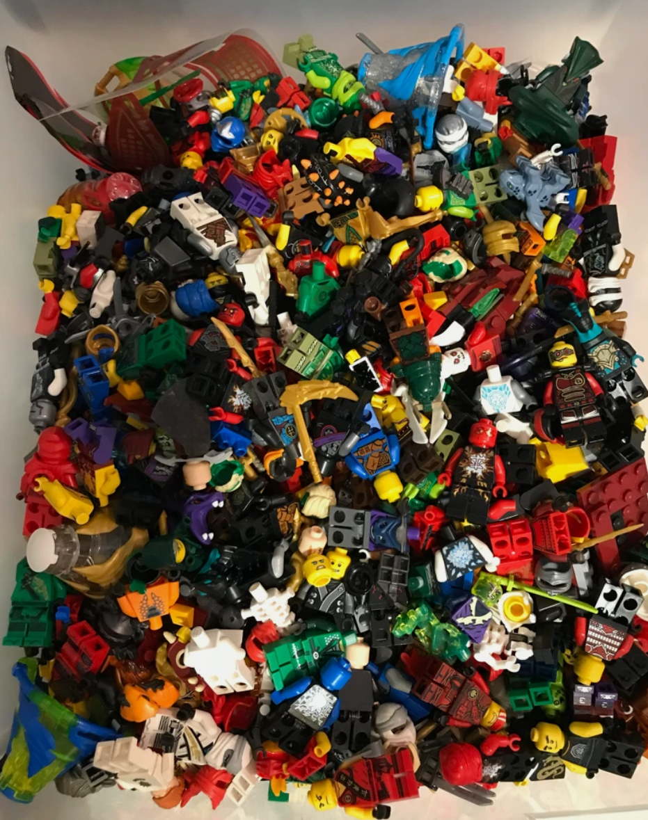 LEGO PARTS BULK LOT Minifigures Pieces 1 oz) 1/16 Pound lb Torsos Heads ...