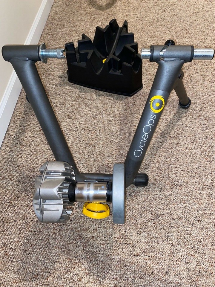CycleOps bike trainer with front wheel stabilizer | eBay