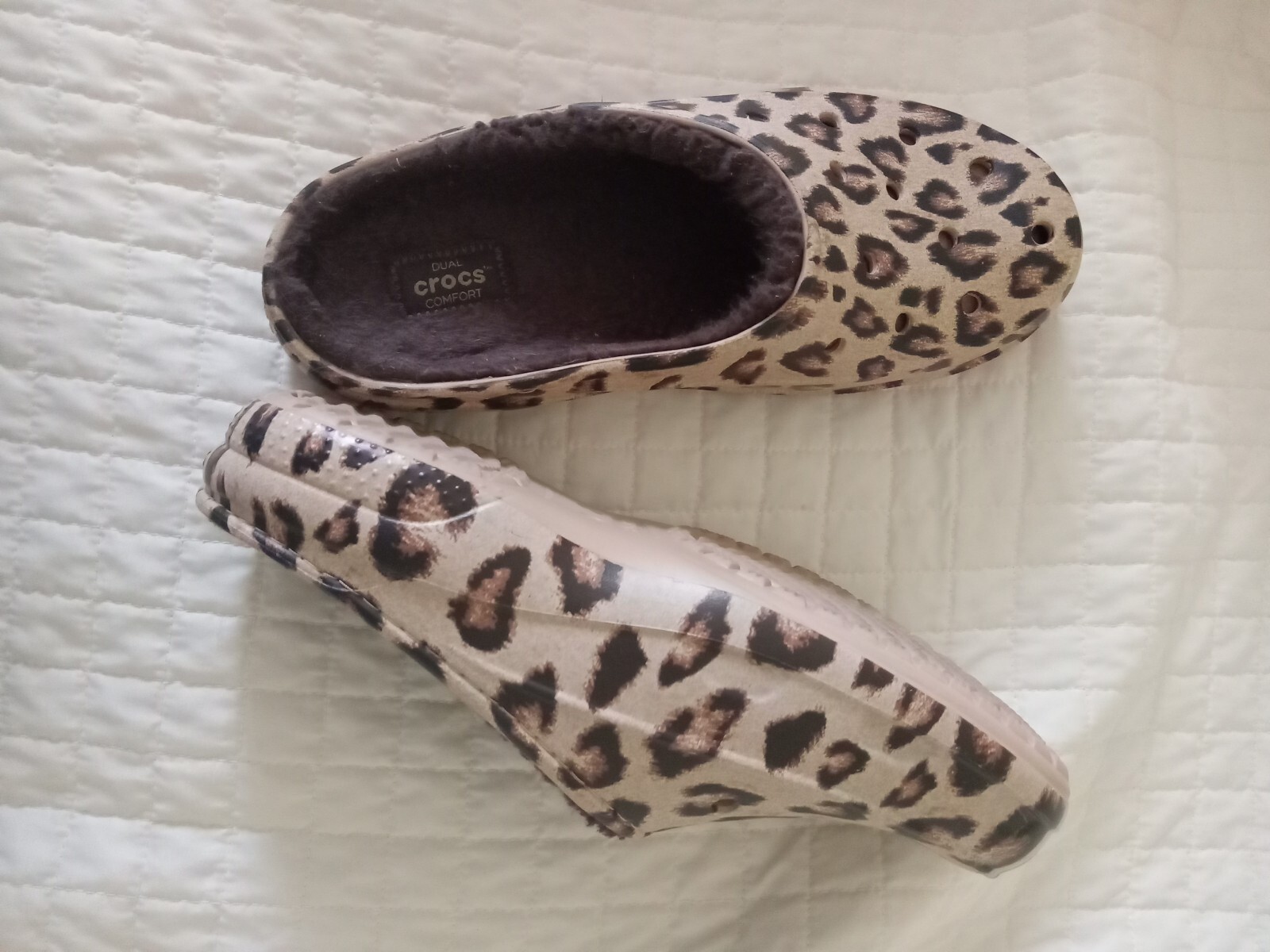 Crocs Classic Fur Leopard Print Lined Clogs Women 9 B… - Gem