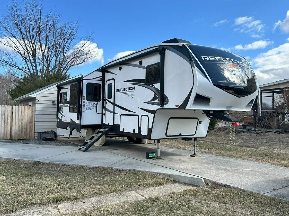 2022 Grand Design Reflection 303RLS Fifth Wheel Stock Number 593622 | eBay
