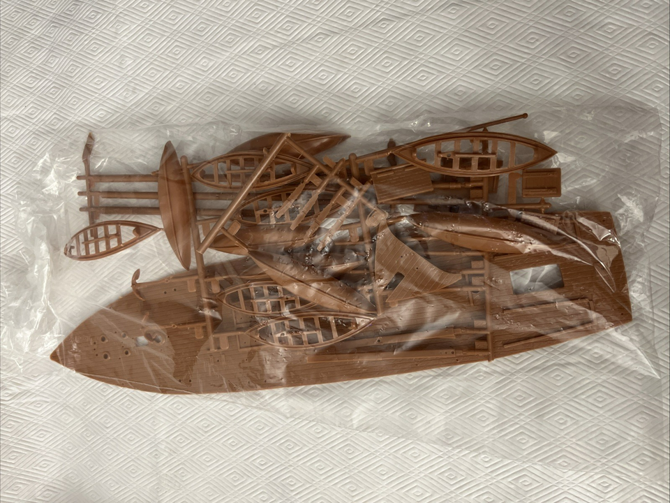 1966 Aurora Wanderer Whaler Plastic Model Ship Kit 1:87 Scale 440-595 ...