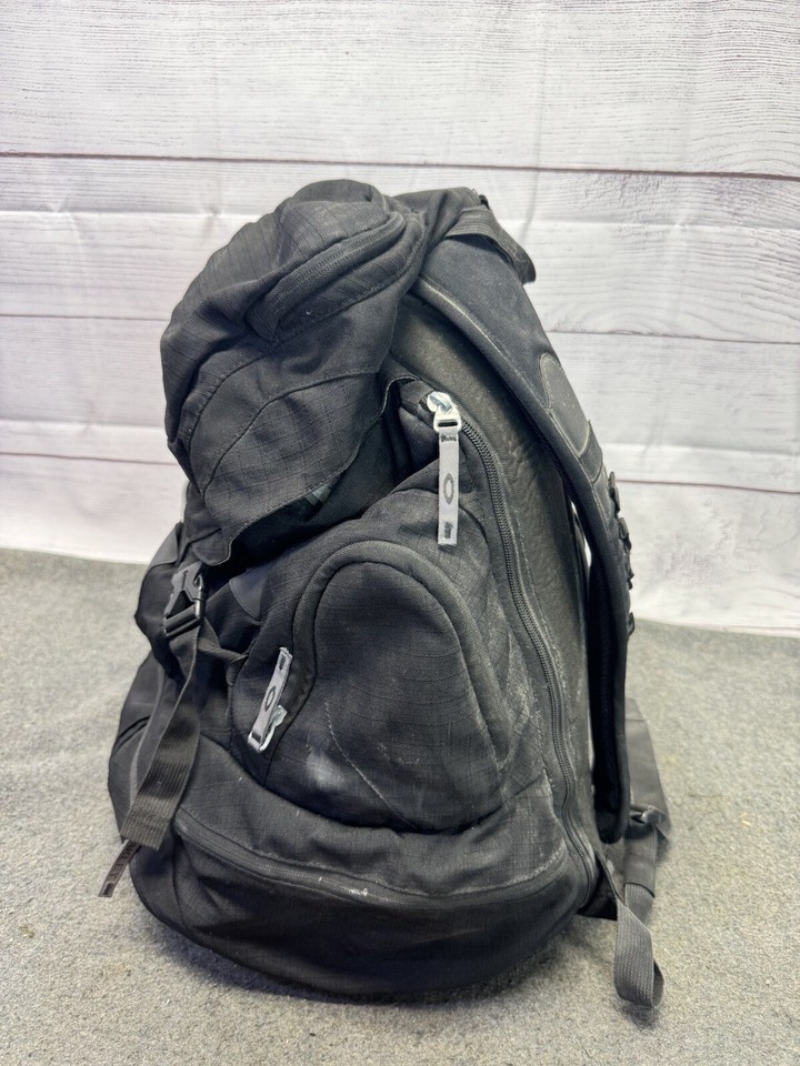 Vintage Oakley Surf Pack 5.0 ICON Tactical Backpack Outdoor Large Black ...