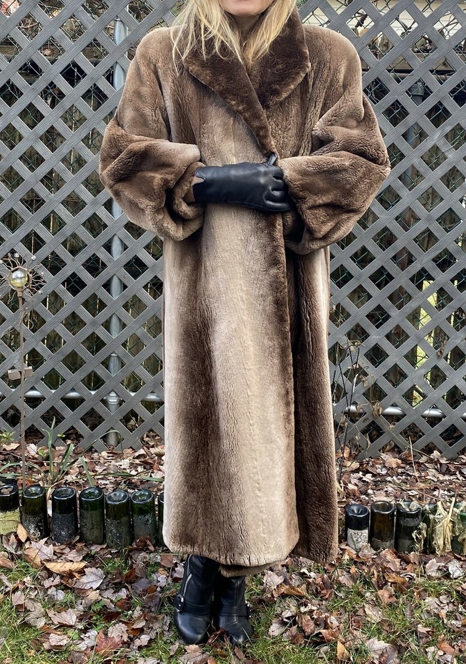 Sheared Beaver Full Length Fur Coat --- [Стриженный бобёр - шуба] | eBay