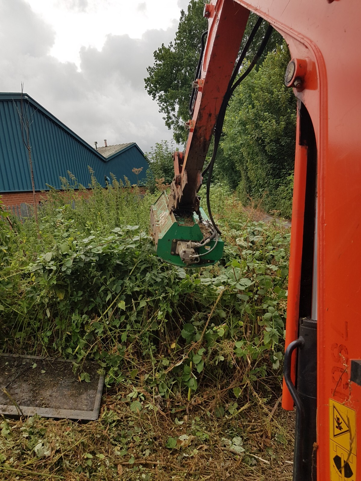 Flail Hedge Cutter Scrub 3t Digger Excavator Hydraulic Operated Hire ...