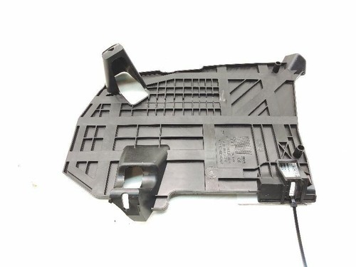 2017 Mercedes Benz GLC300 X253 Front Right Lower Kick Panel A2056844400 ...