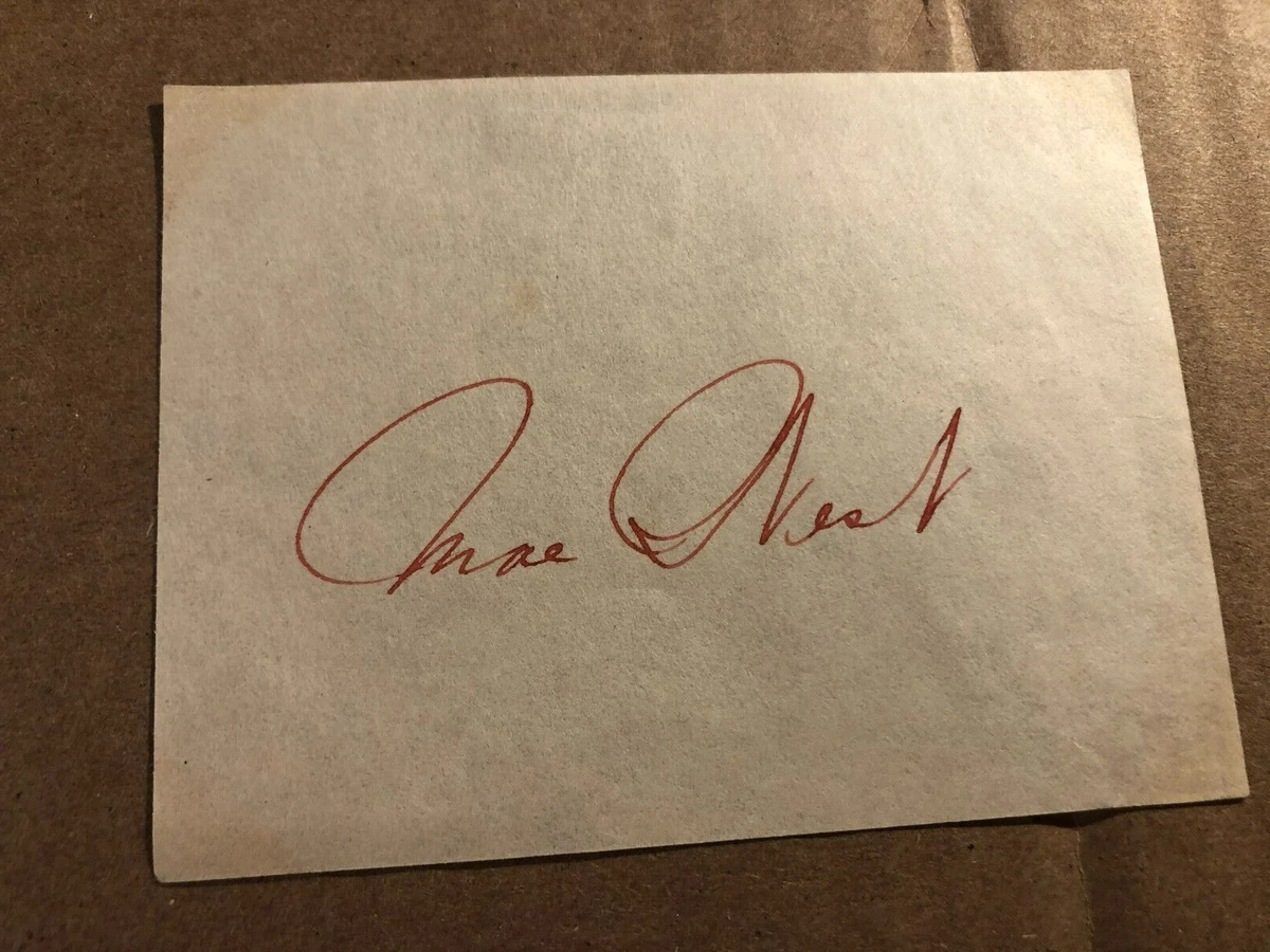 Mae West Signature